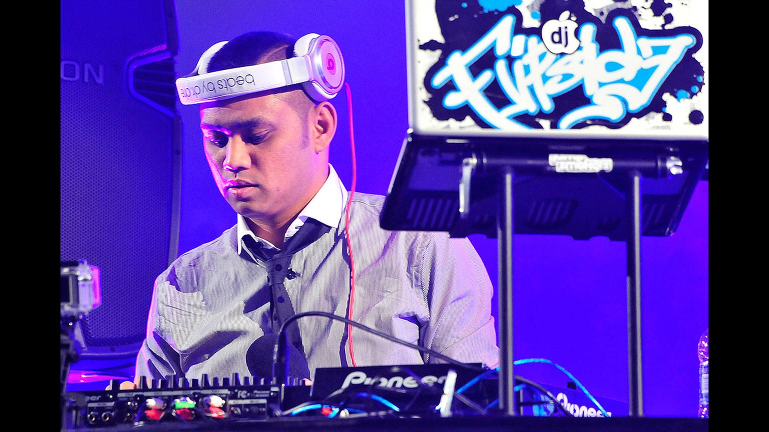 10 Ways to Celebrate New Year’s Eve in Chicago (2018) | Chicago News | WTTW